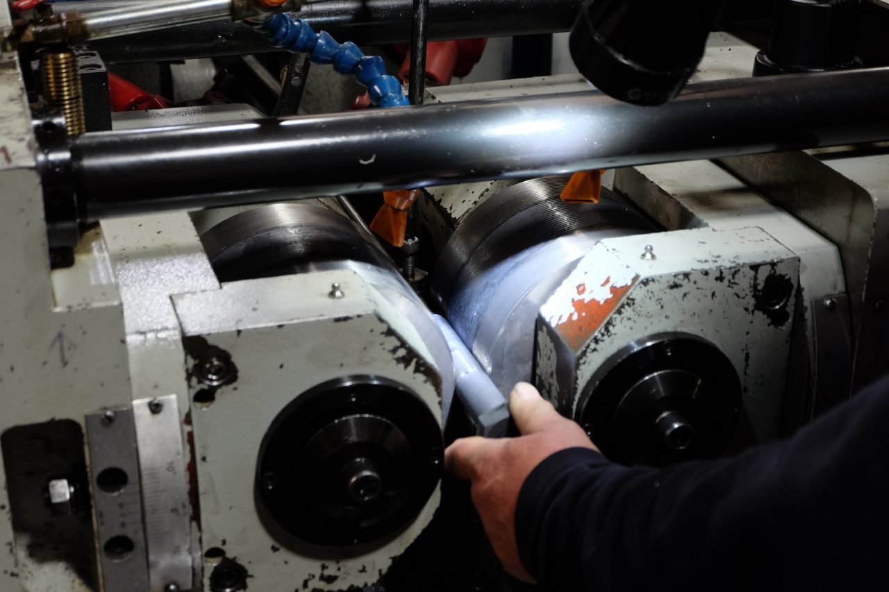 Thread Rolling Services | Precision Rolled Threads Manufacturer UK