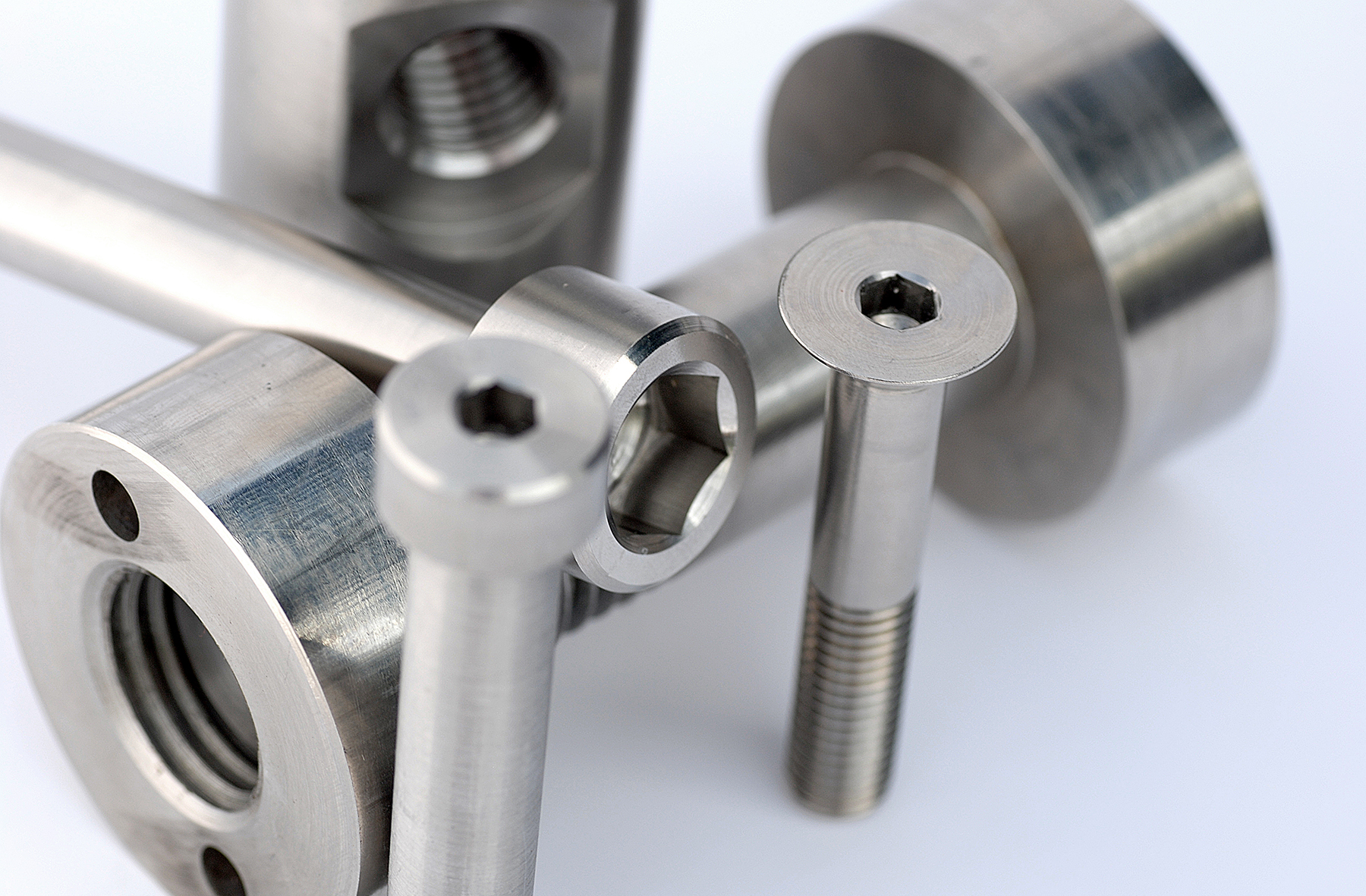 Custom Socket & Slotted Screw Manufacturer